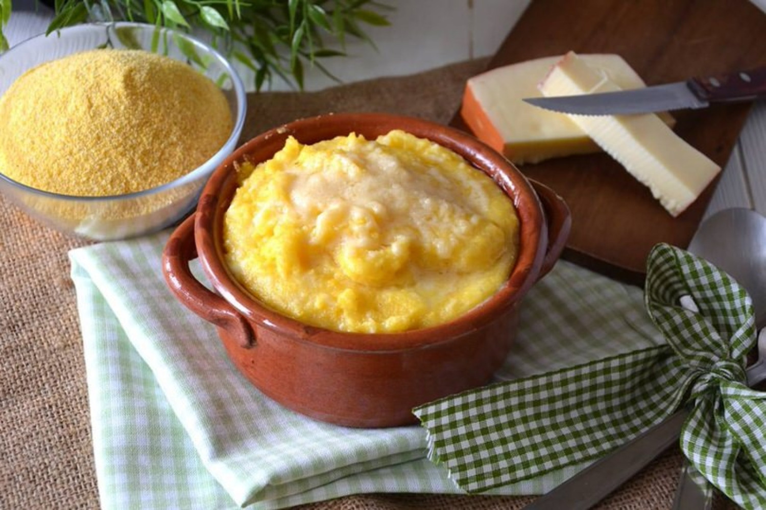Traditional Creamy Italian Polenta | MaMaBlip