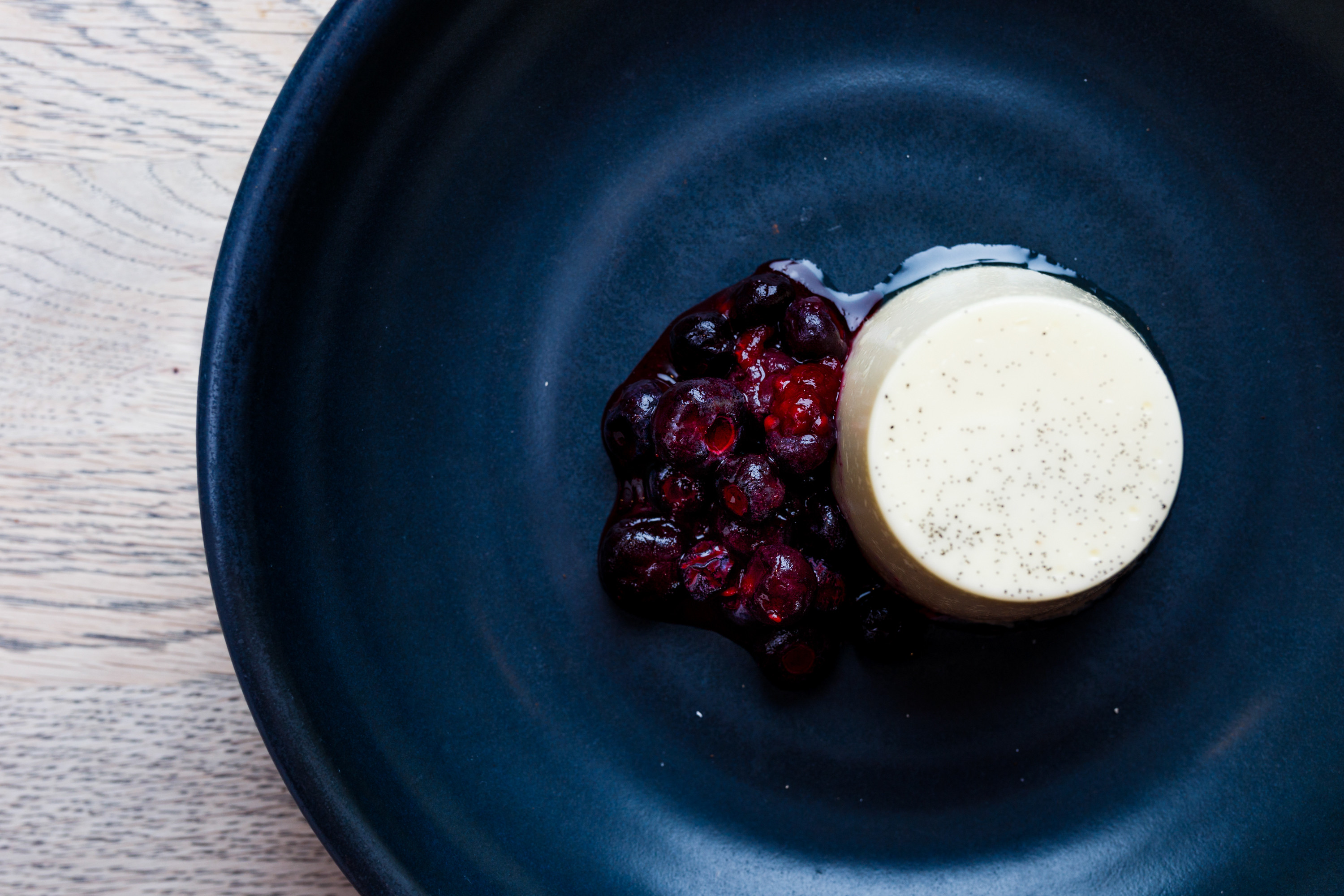 Creamy Mascarpone Delight with Luscious Berry Compote | MaMaBlip