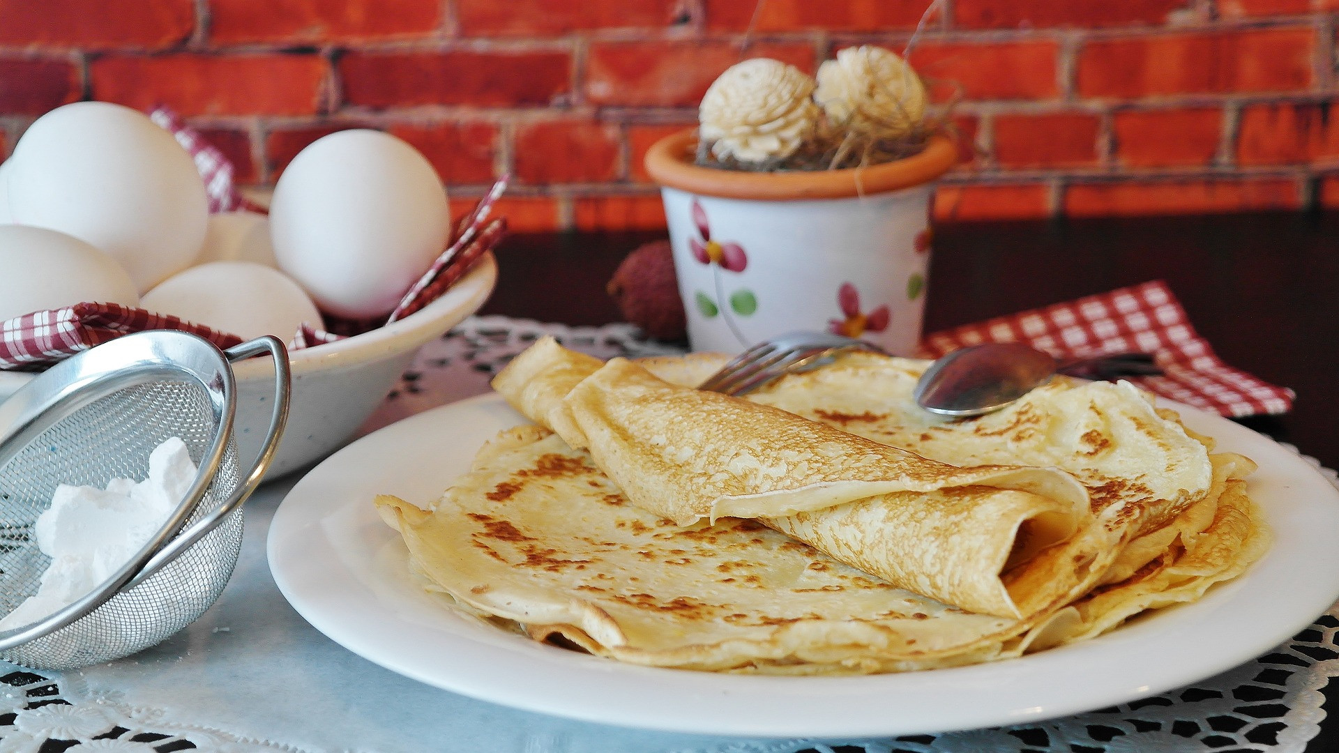 Effortless Sweet and Savory Crêpes Recipe | MaMaBlip